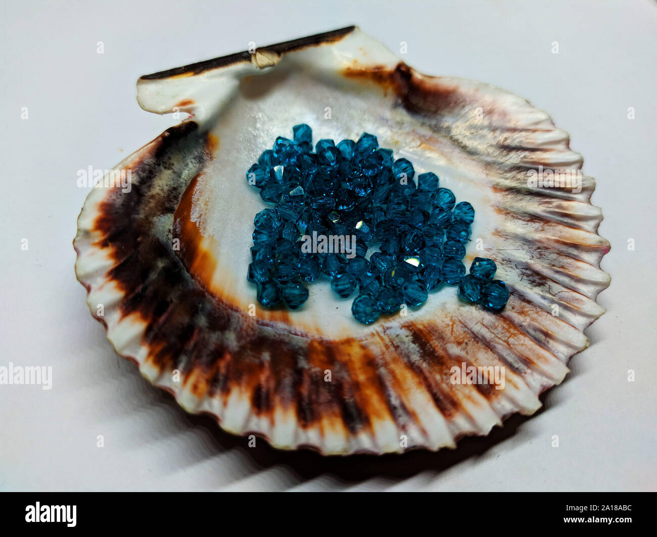 rhinestone swarovski crystal background, bling stones Stock Photo - Alamy