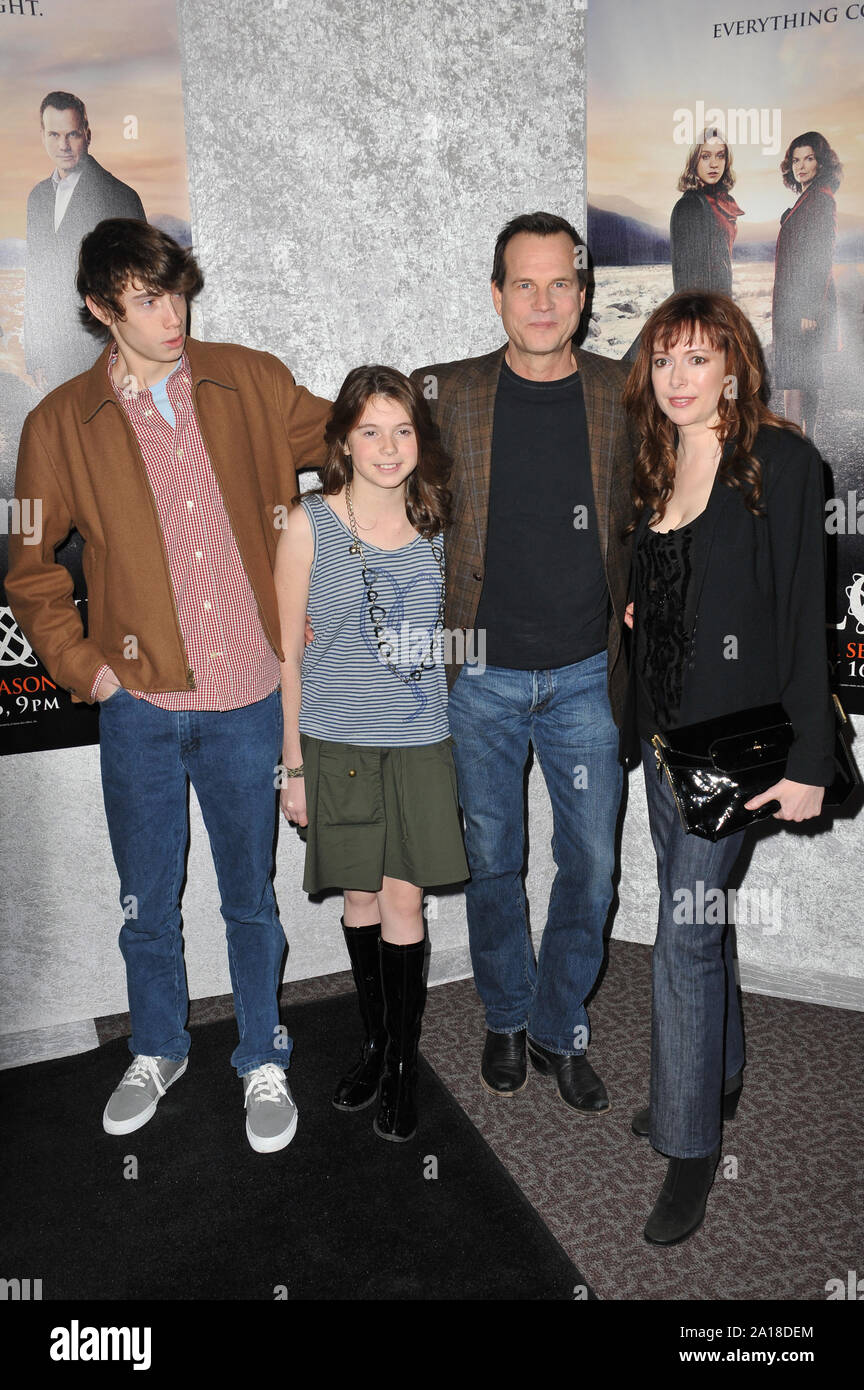 LOS ANGELES, CA. January 12, 2011: Bill Paxton & wife, son & daughter ...