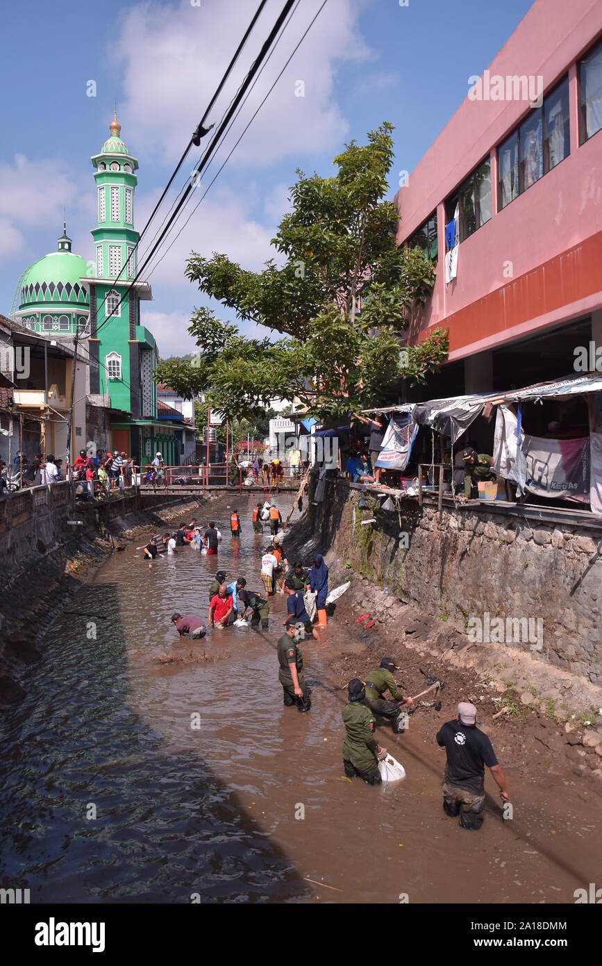 Earth without water hi-res stock photography and images - Alamy