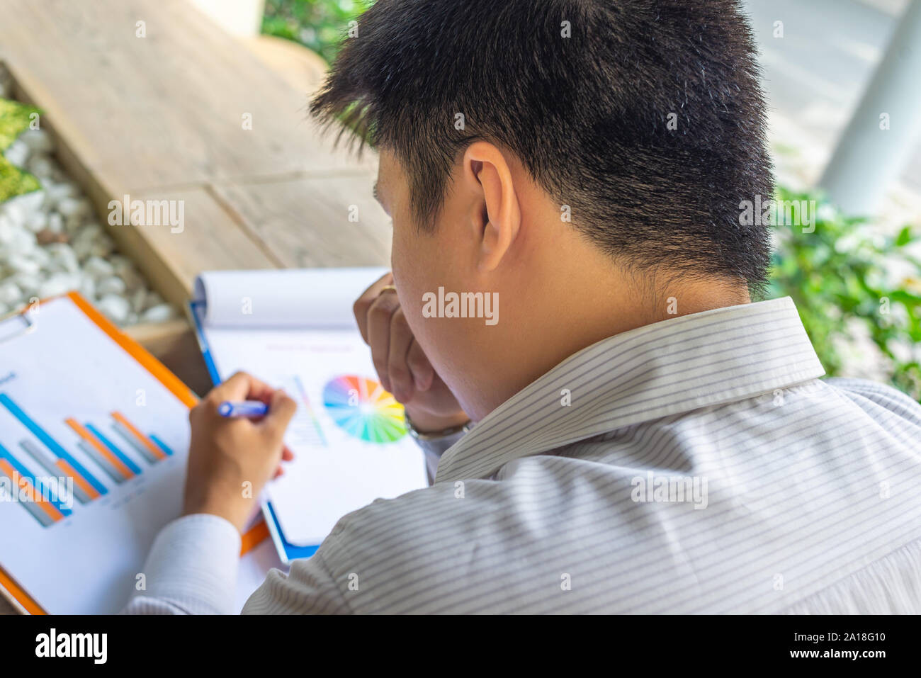 Chart documents hi-res stock photography and images - Alamy