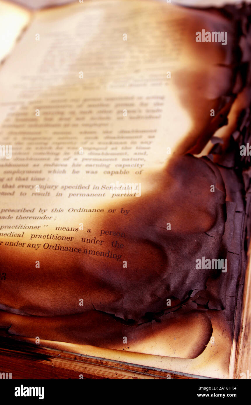 Star burning fire flames symbol hi-res stock photography and images - Alamy