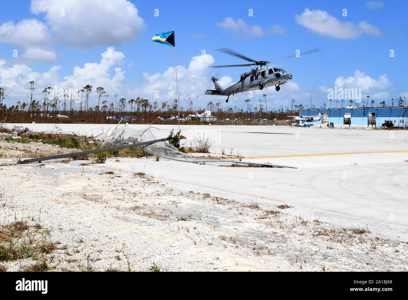 Marsh harbour airport hi-res stock photography and images - Alamy