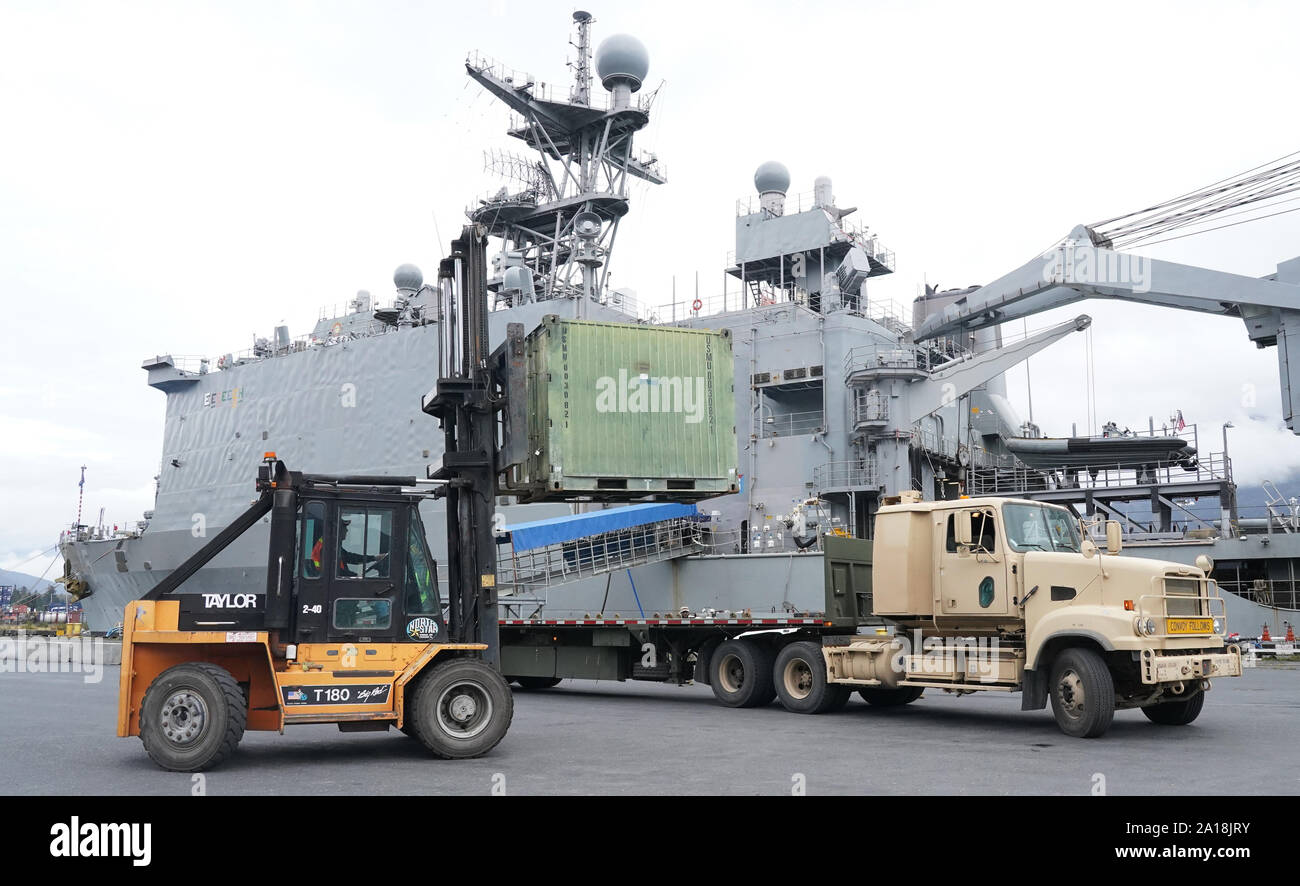 Soldiers assigned to the 109th Transportation Company, 17th Combat ...