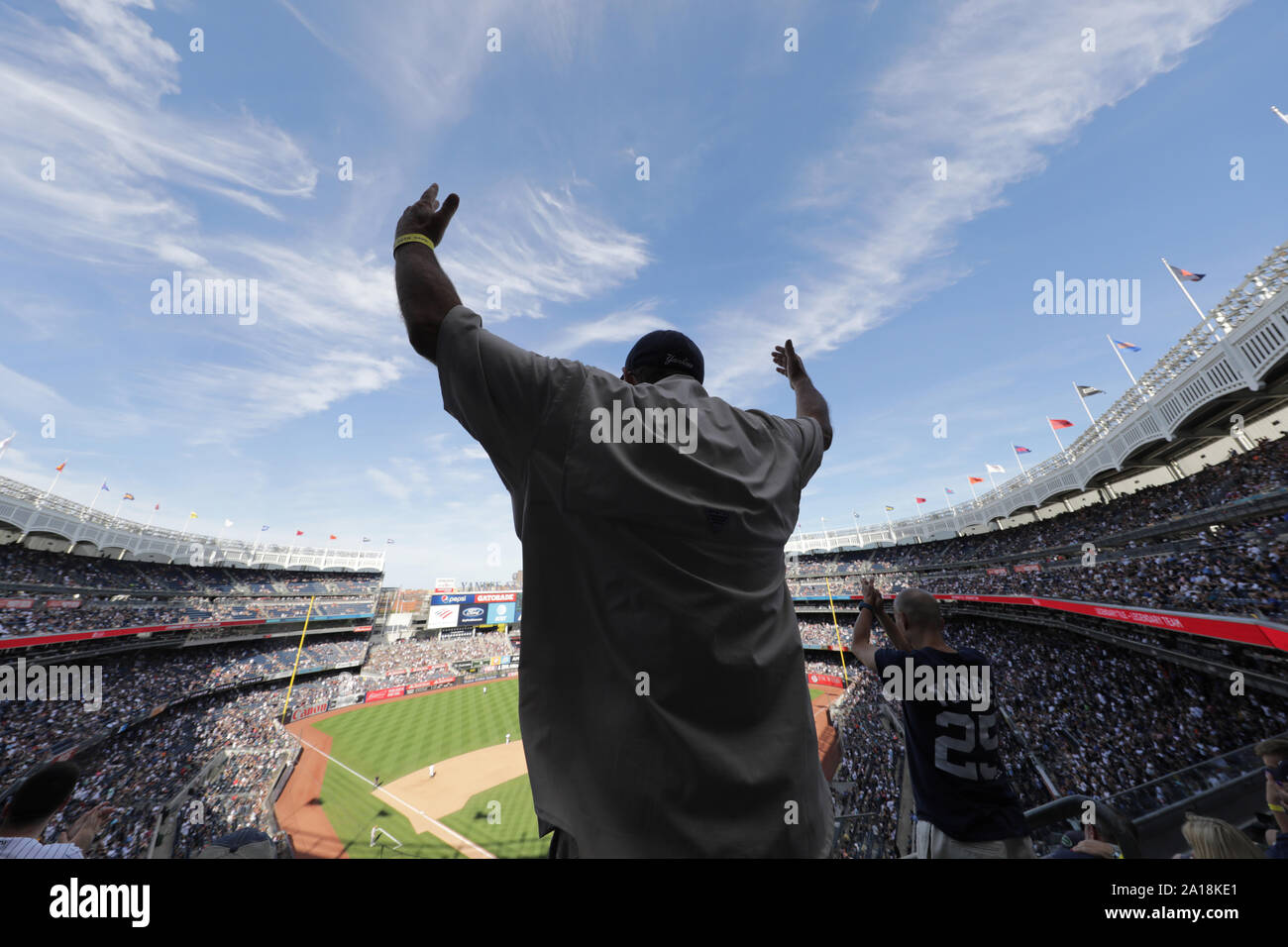 Yankee stadium flags hi-res stock photography and images - Alamy