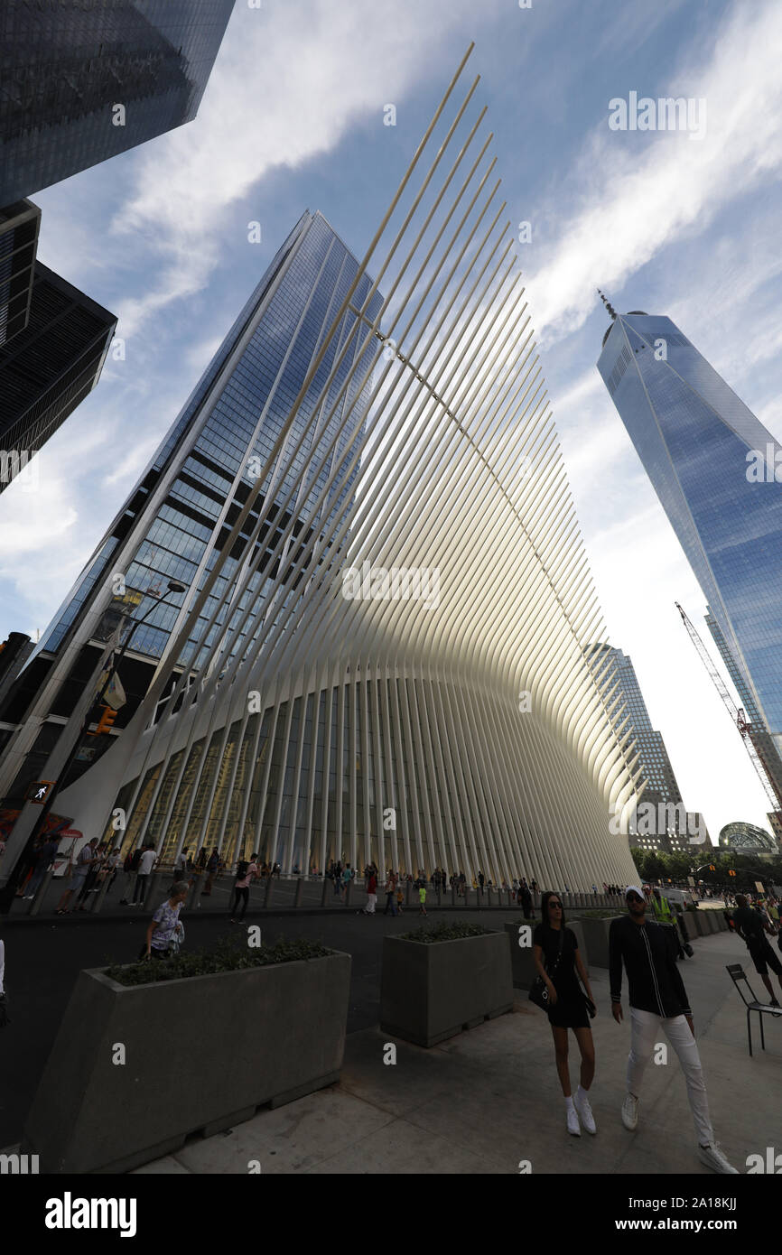 Santiago calatrava portrait hi-res stock photography and images - Alamy