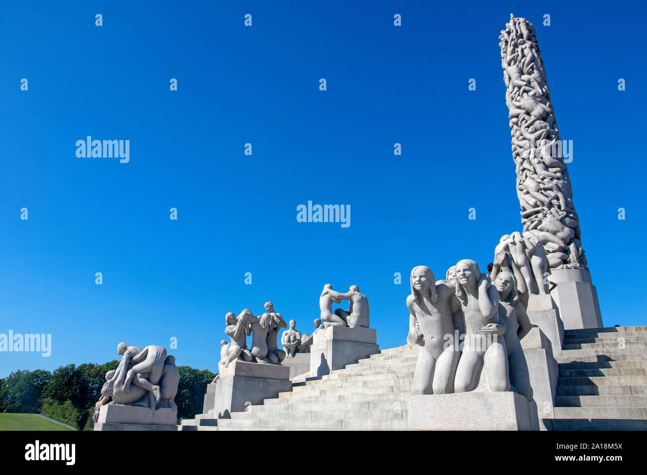 The Monolith, the centrepiece of Vigeland Park (Frogner Park Stock ...