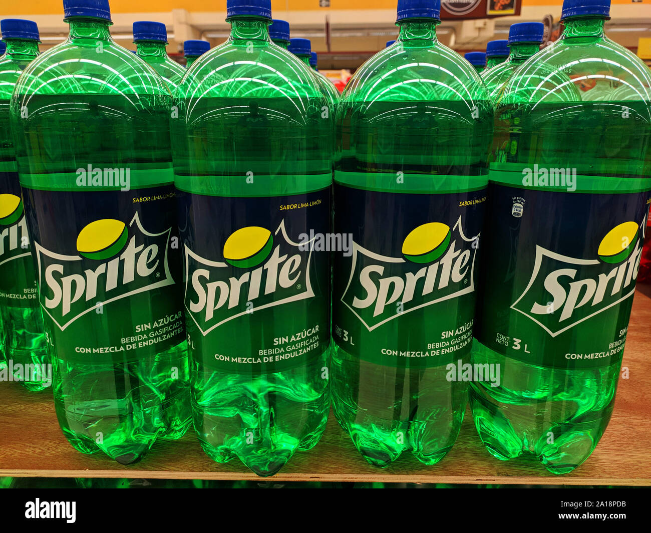 Sprite drink hi-res stock photography and images - Alamy