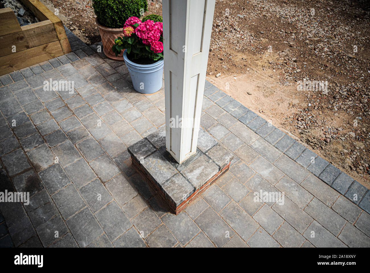Cement blockwork wall hi-res stock photography and images - Alamy