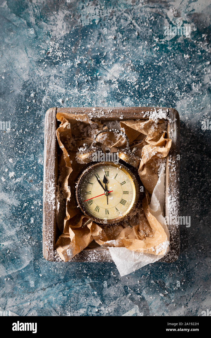Christmas retro watch top view, holiday concept Stock Photo - Alamy