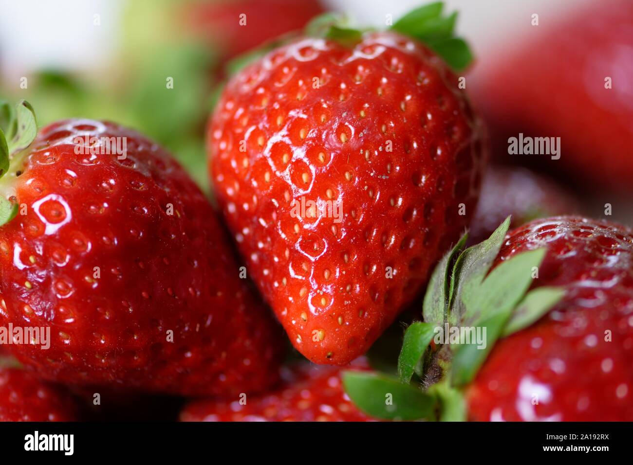 Ripe red delicious strawberry hi-res stock photography and images - Alamy