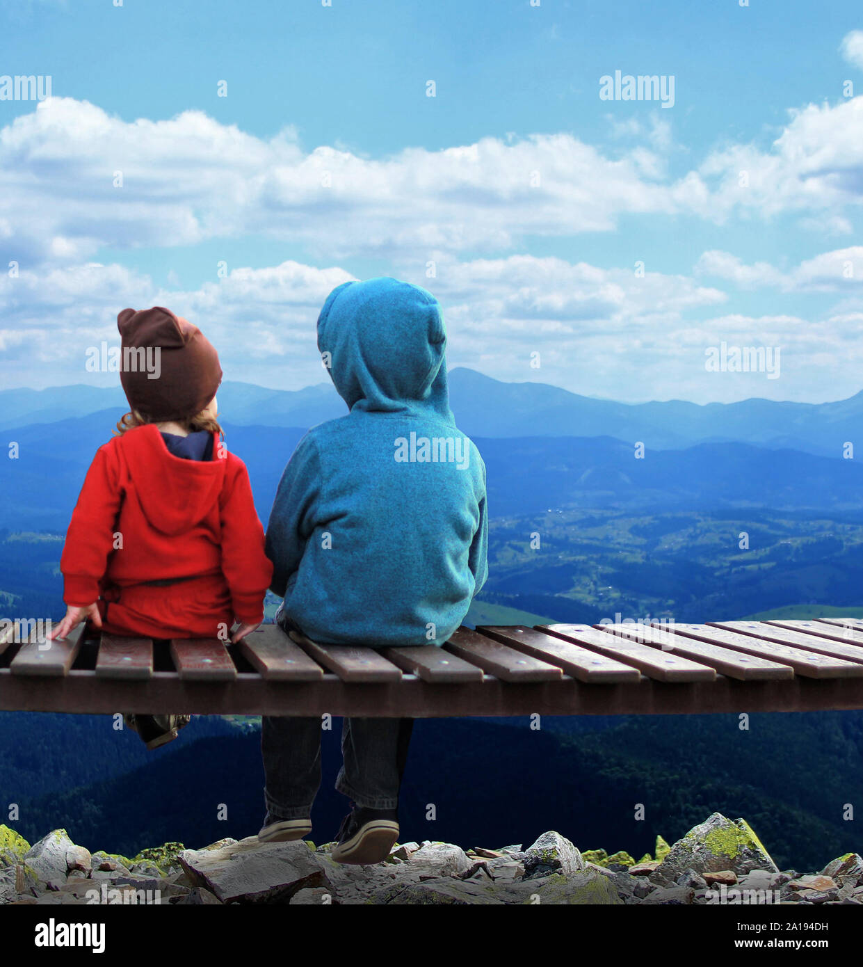 Boy sitting back view hi-res stock photography and images - Alamy