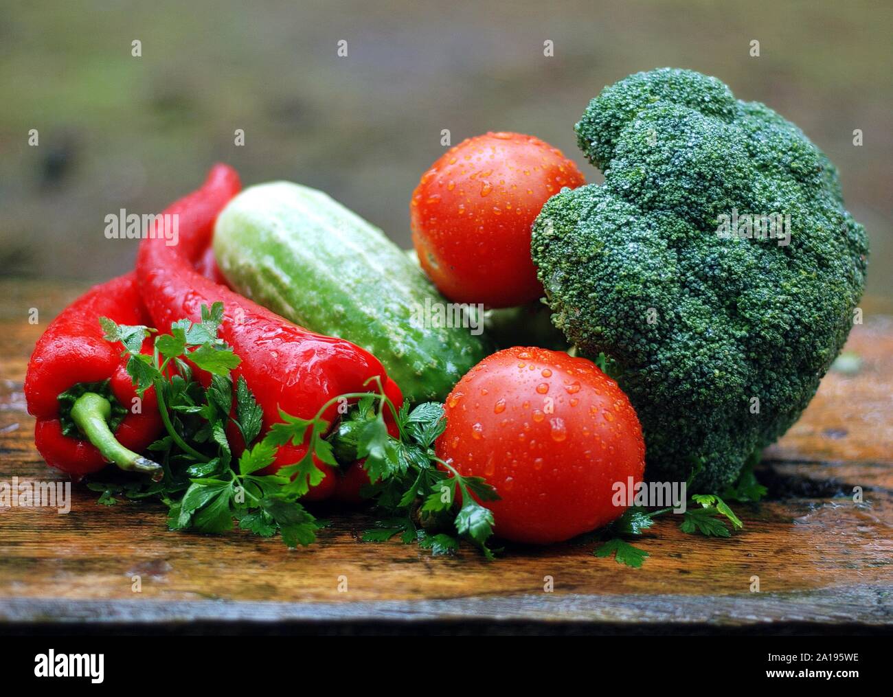 Healthy eating healthy food hi-res stock photography and images - Alamy