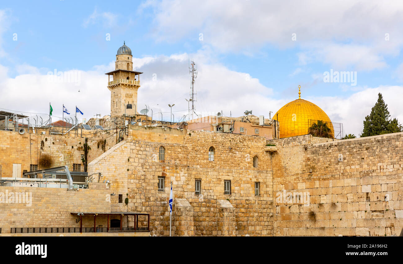 Jewish prayer temple mount hi-res stock photography and images - Alamy