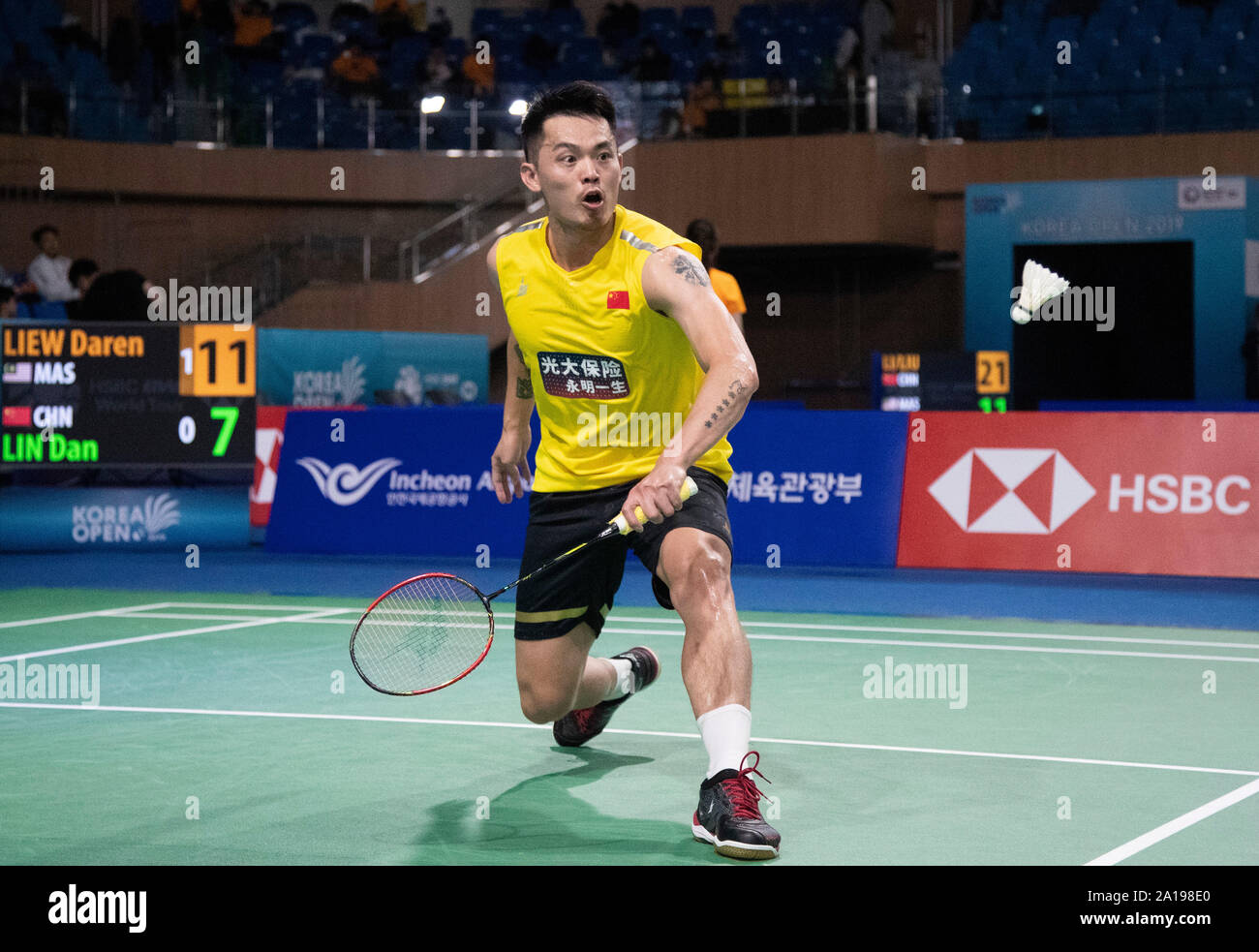 (190925) -- INCHEON, Sept. 25, 2019 (Xinhua) -- Lin Dan of China ...