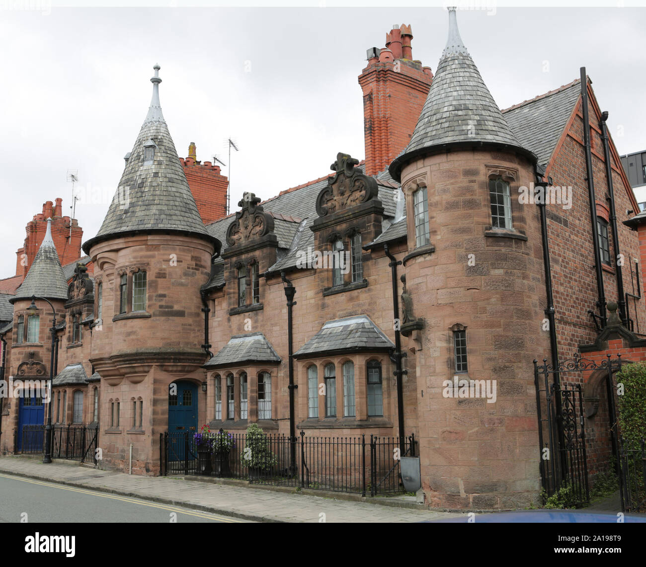 Victorian alms house hi-res stock photography and images - Alamy