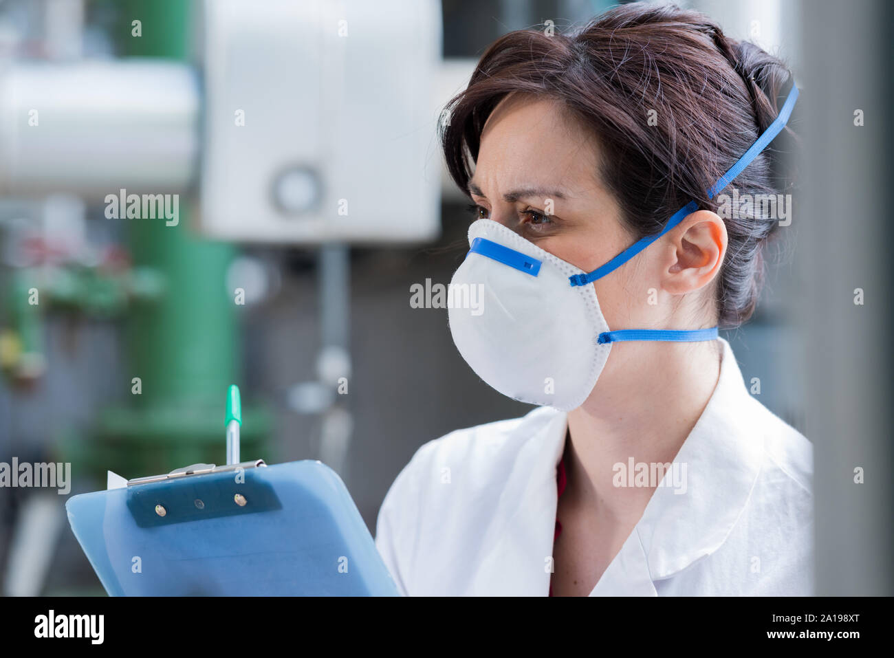industrial health inspector wearing mask Stock Photo - Alamy