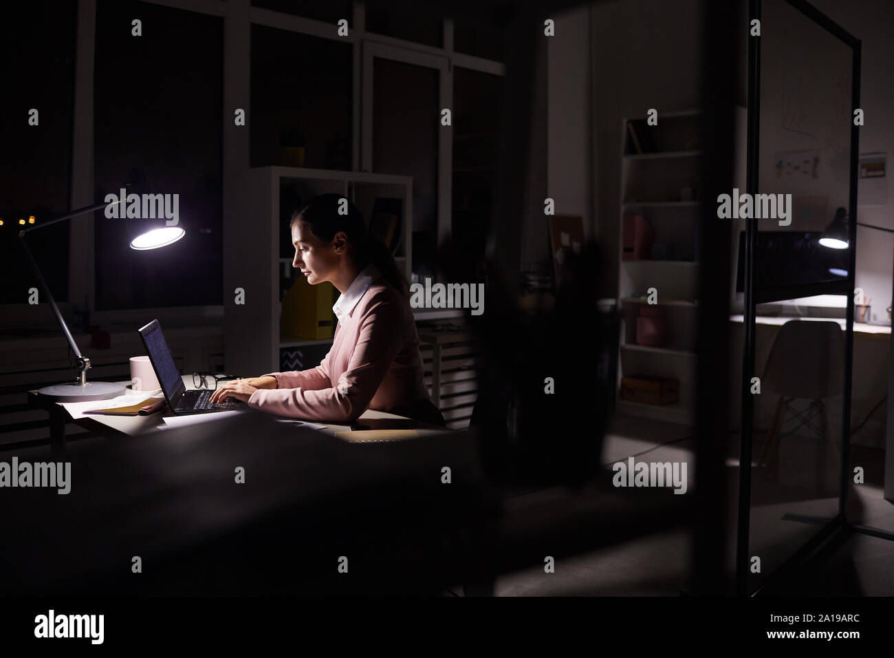 Woman Looking Under Desk Office High Resolution Stock Photography and ...