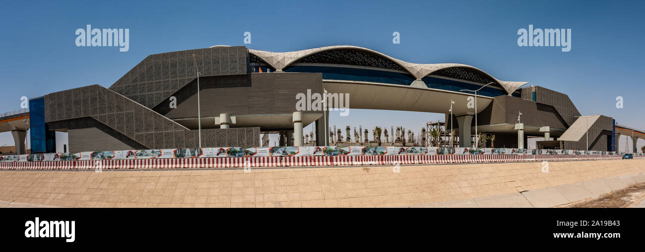 Saudi road riyadh hi-res stock photography and images - Alamy