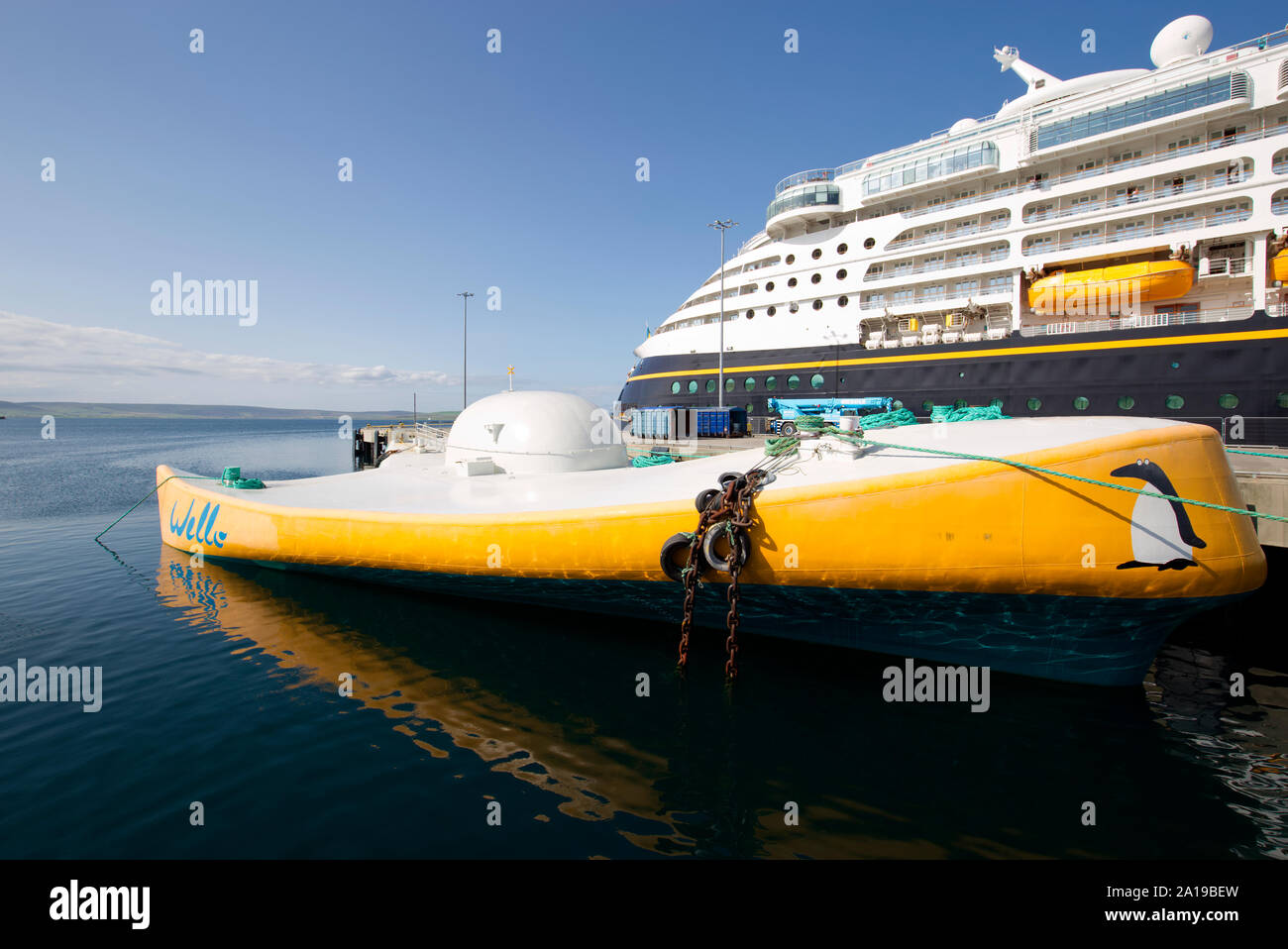 Wave energy hi-res stock photography and images - Alamy