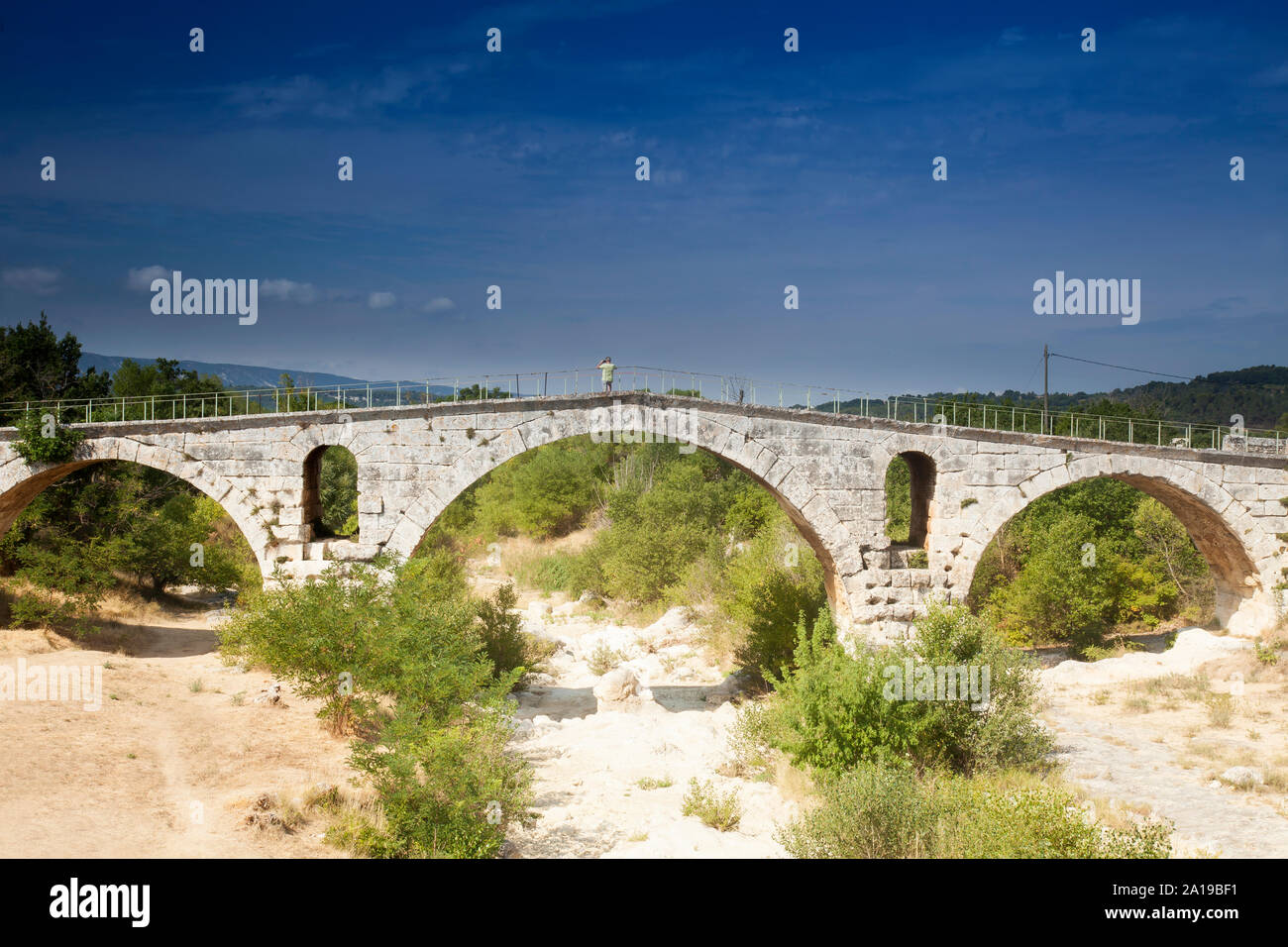 Pont Julien, ancient Roman bridge, abbot, Provence, Provence-Alpes-Cote ...
