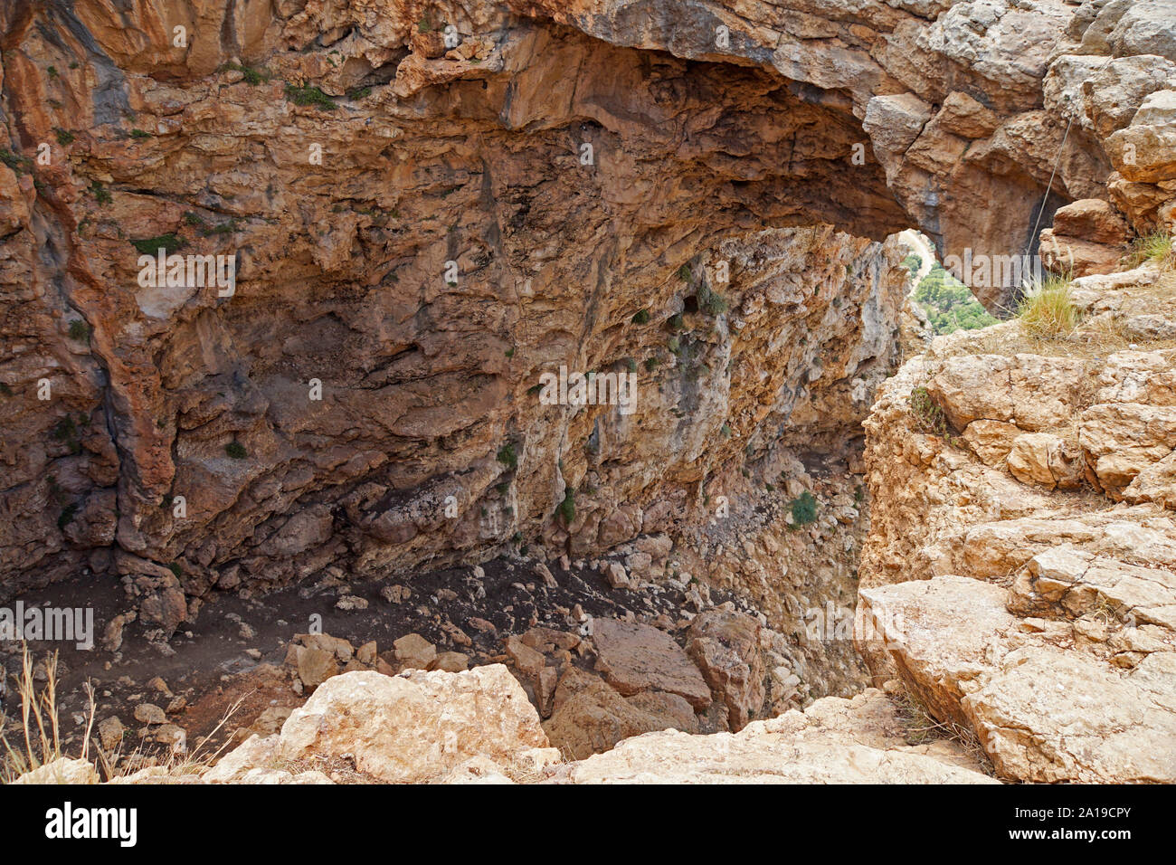 Israel rainbow cave arch hi-res stock photography and images - Alamy