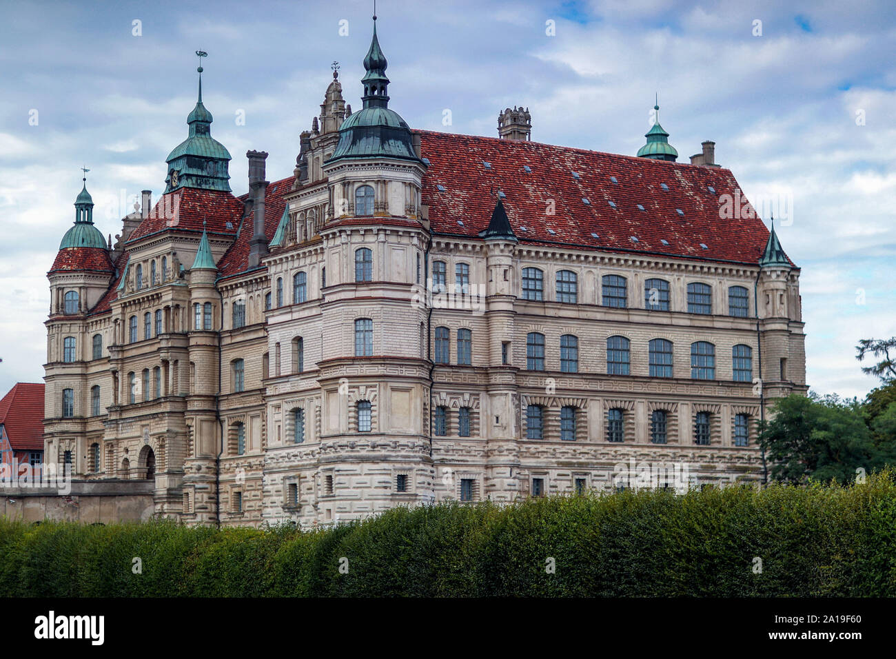 Germany. 03rd Sep, 2019. View over the park to the castle. After months ...