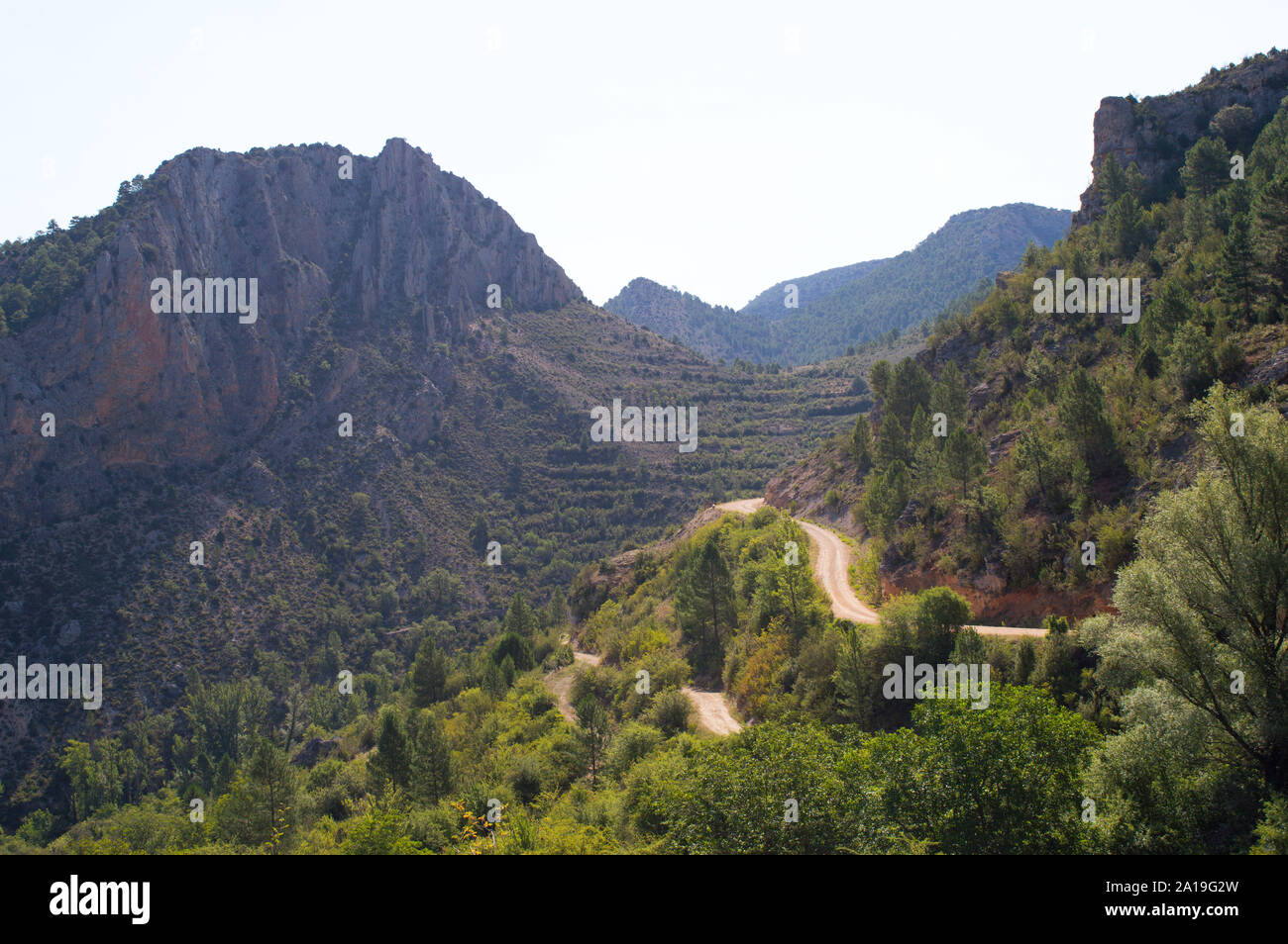Parallel mountain hi-res stock photography and images - Alamy