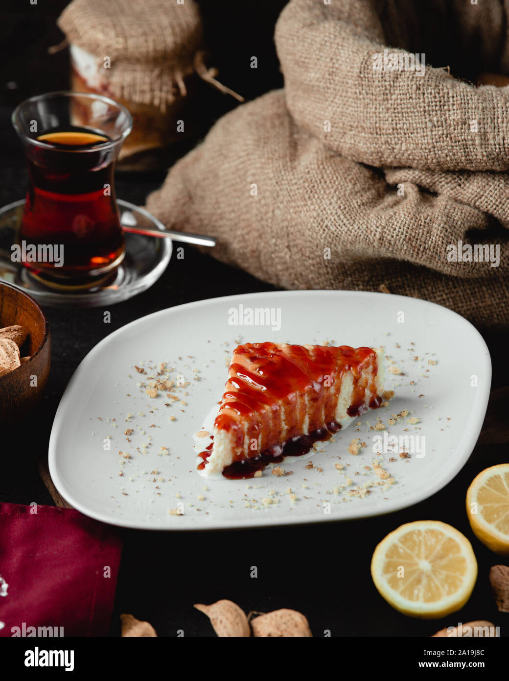 Cheese cake chocolate syrup hi-res stock photography and images - Alamy