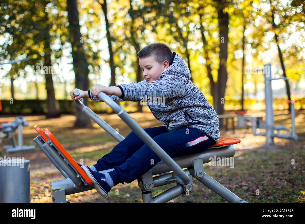 Kid male gymnast hi-res stock photography and images - Alamy