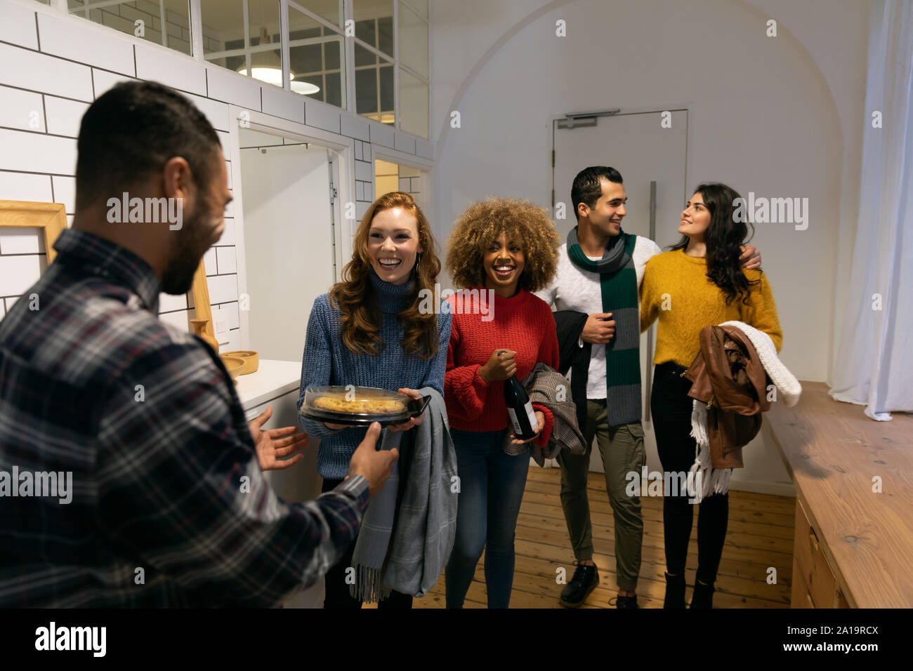 Socialising space hi-res stock photography and images - Alamy
