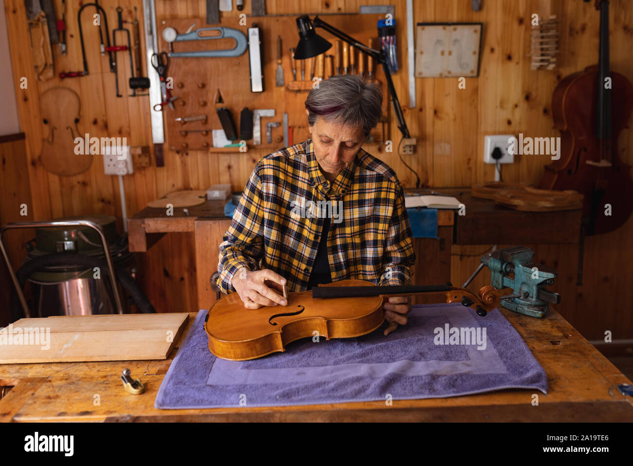 Female maker hi-res stock photography and images - Alamy