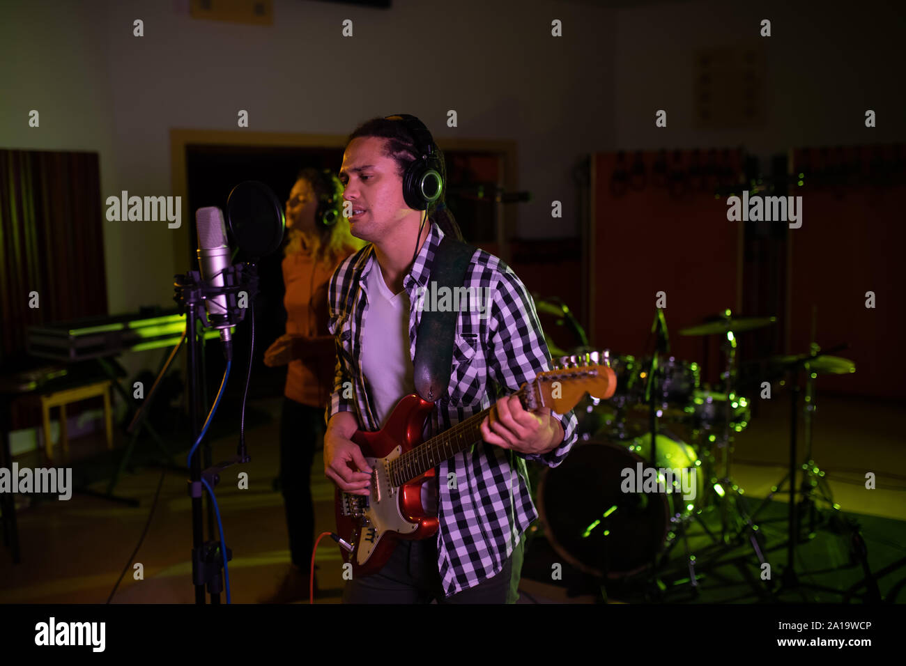 Group sound hi-res stock photography and images - Alamy