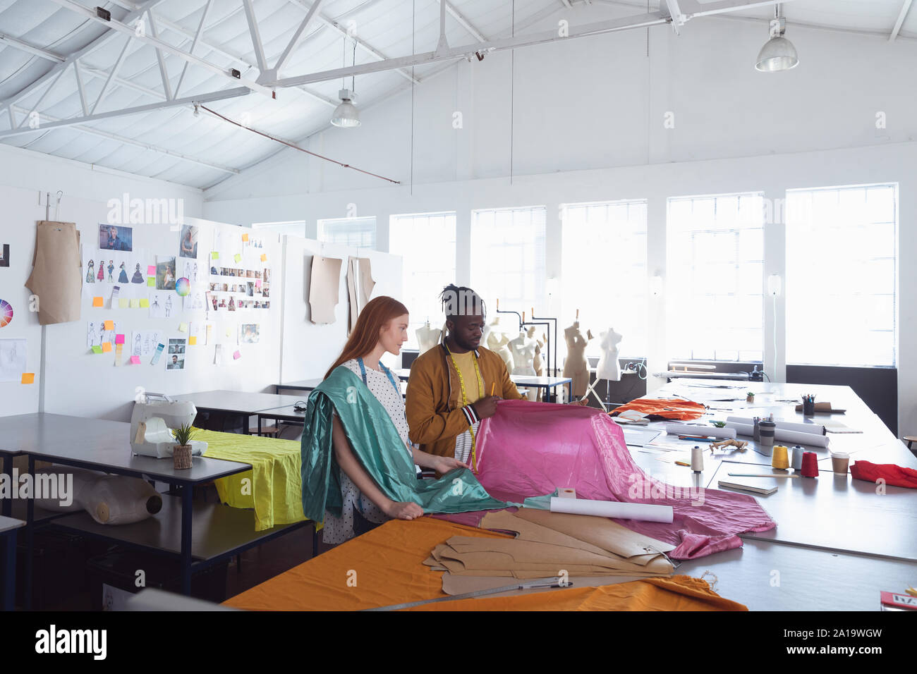 Teamwork projects hi-res stock photography and images - Alamy