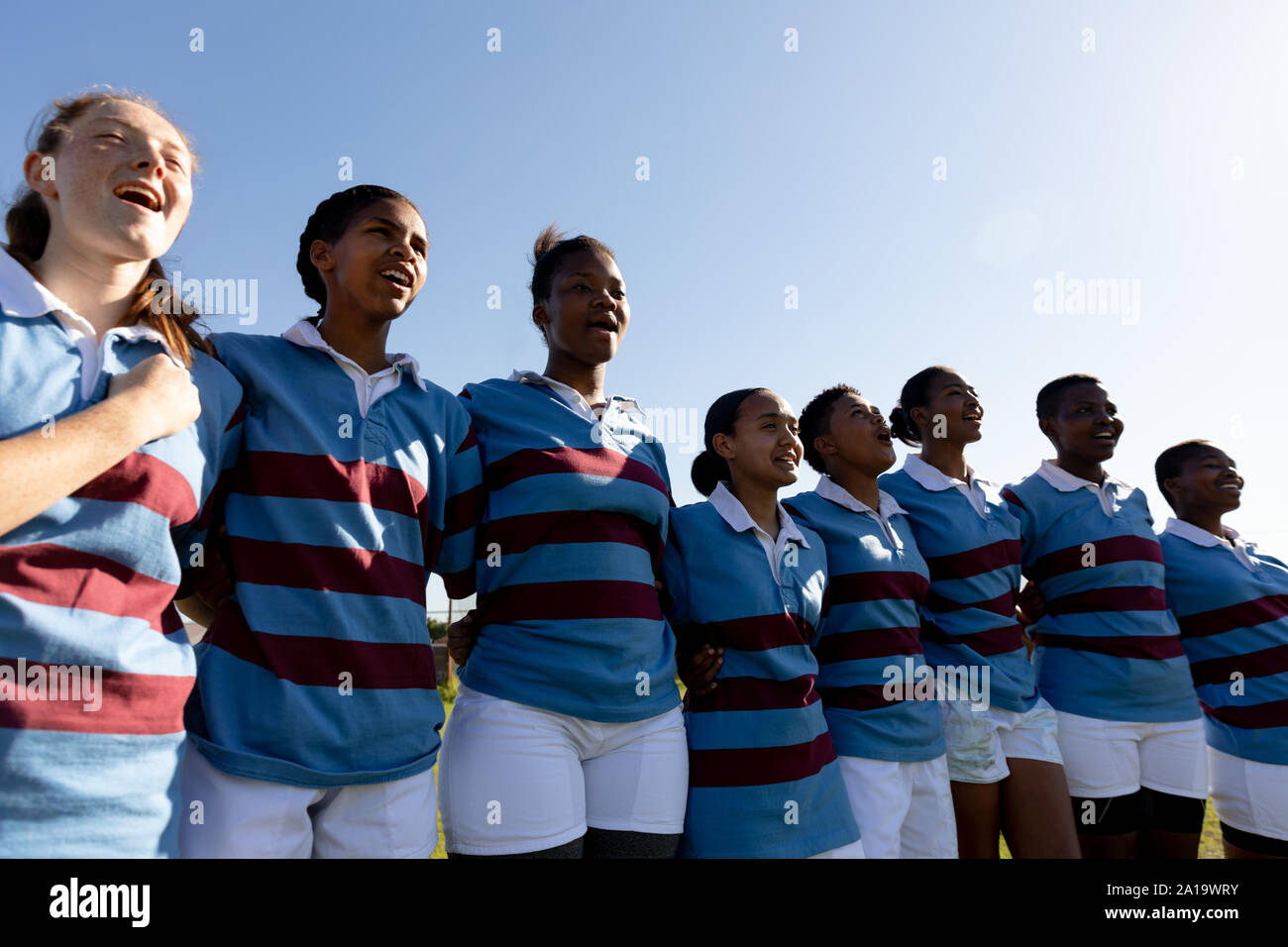 Rugby team huddle hi-res stock photography and images - Alamy