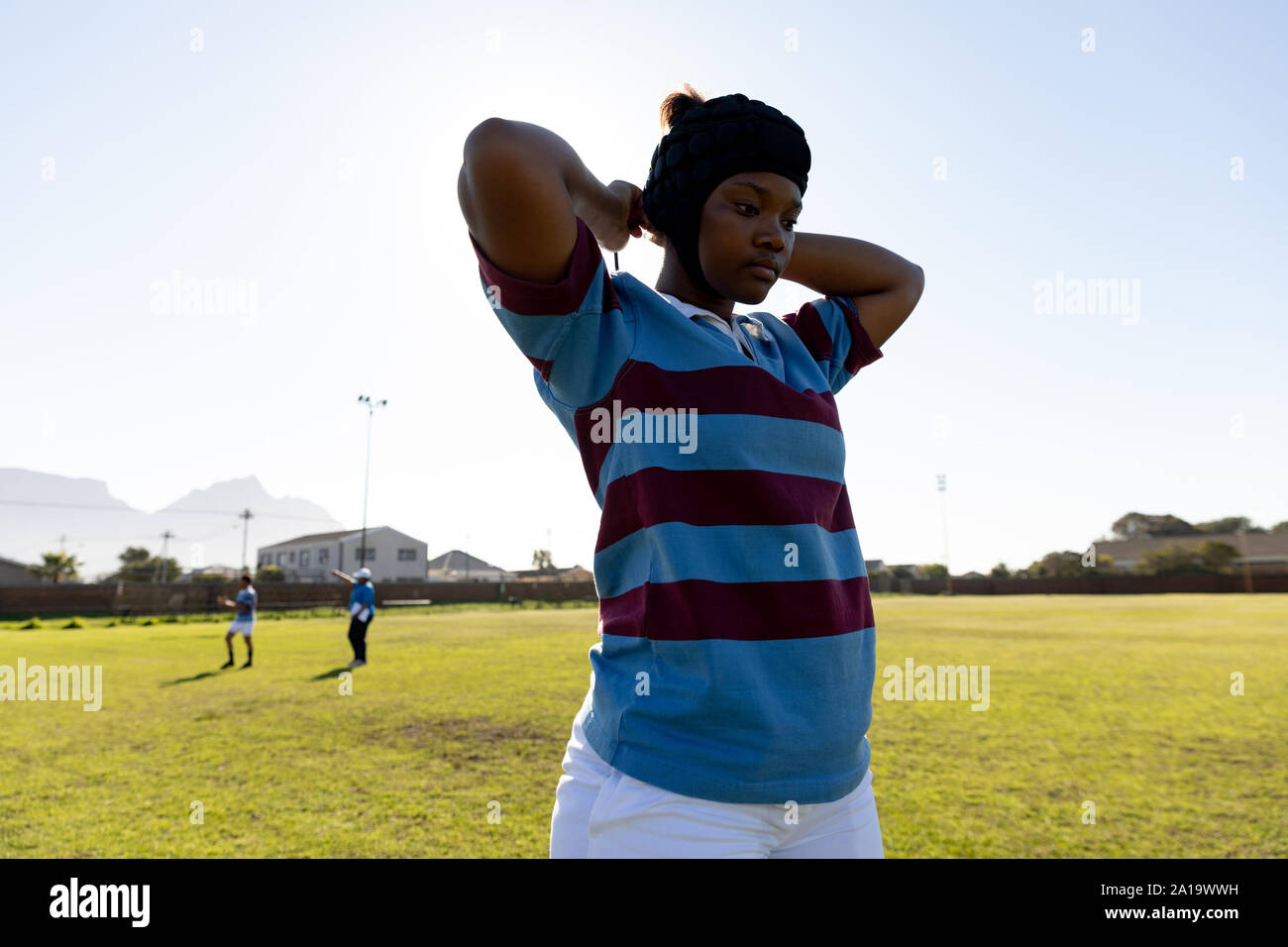 Rugby player on pitch hi-res stock photography and images - Alamy