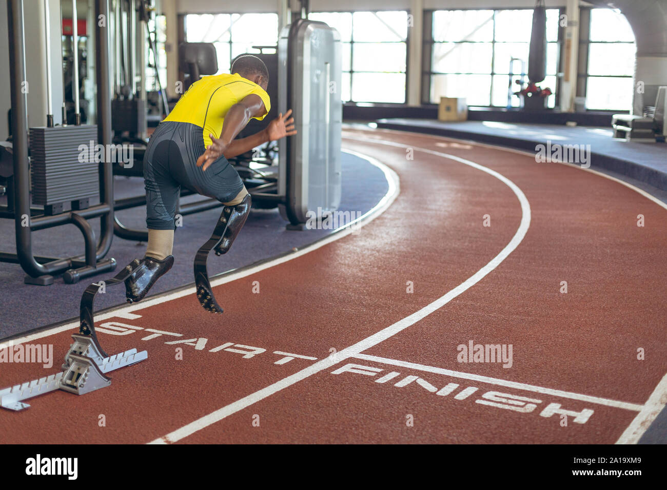 Disabled running race hi-res stock photography and images - Alamy