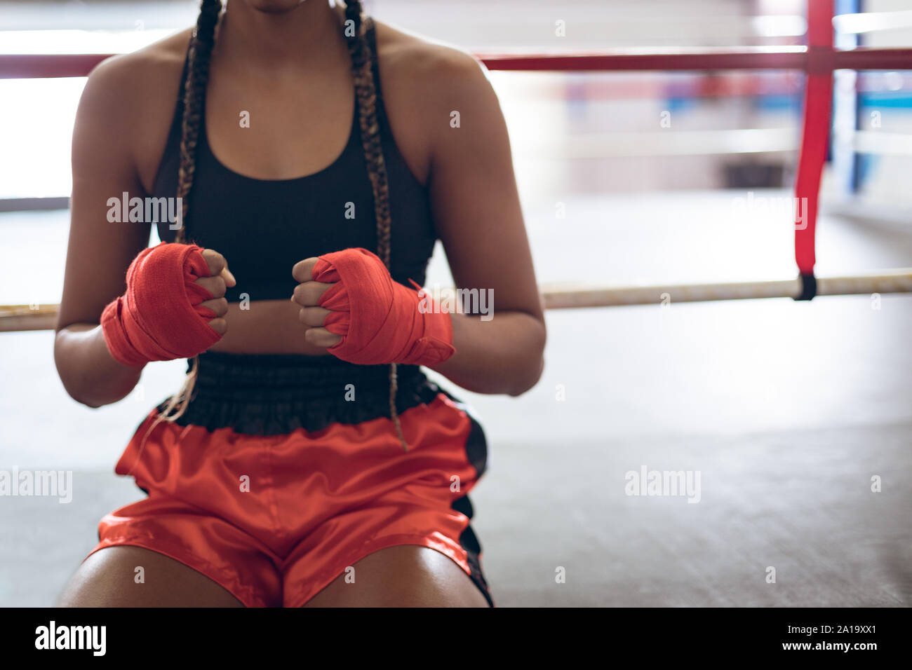 Hand wraps hi-res stock photography and images - Alamy