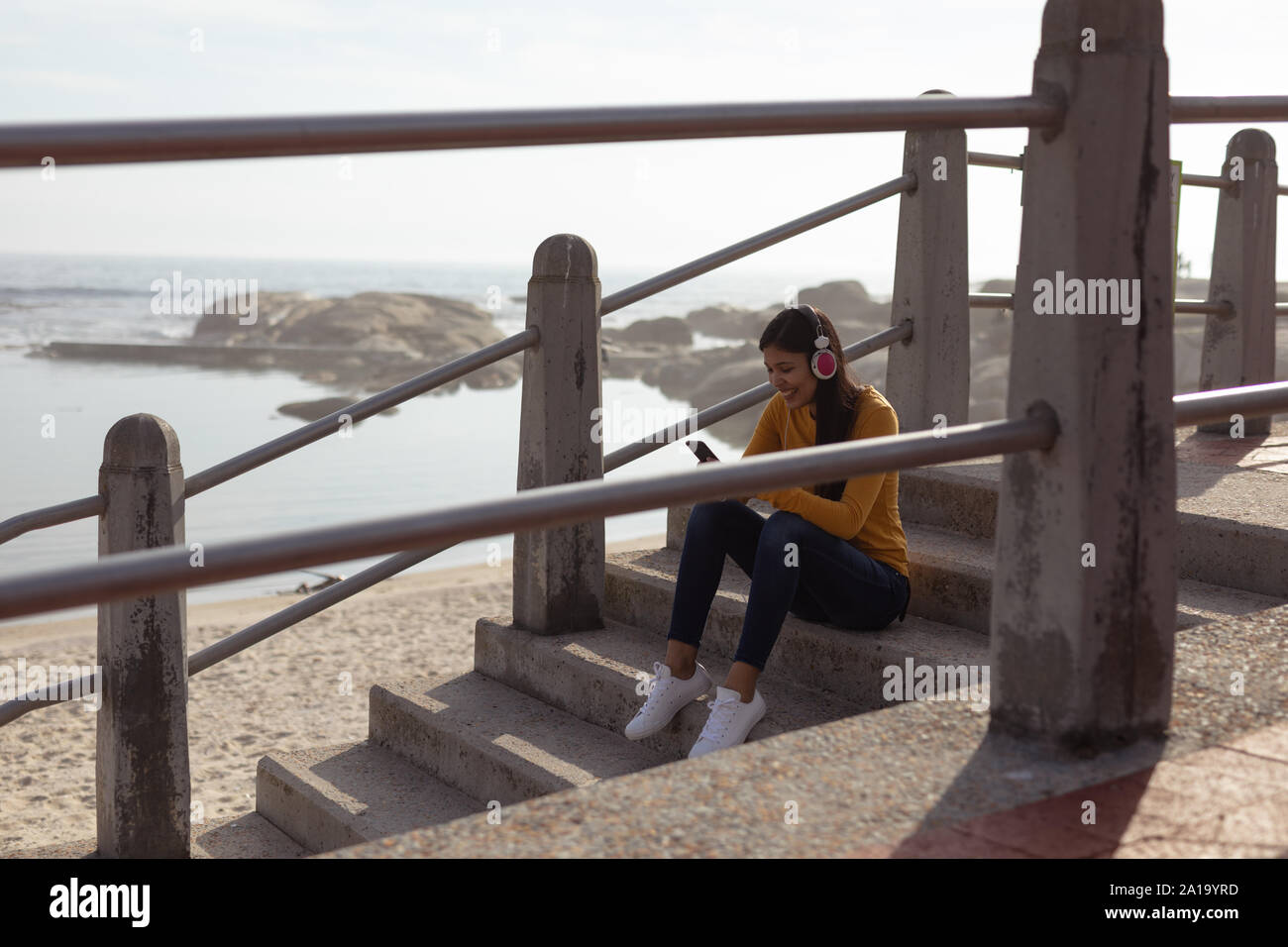 Music summer sea hi-res stock photography and images - Alamy