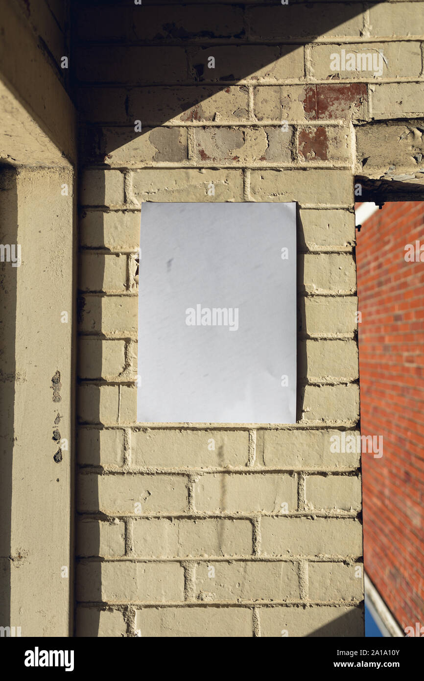 Distressed sign blank hi-res stock photography and images - Alamy