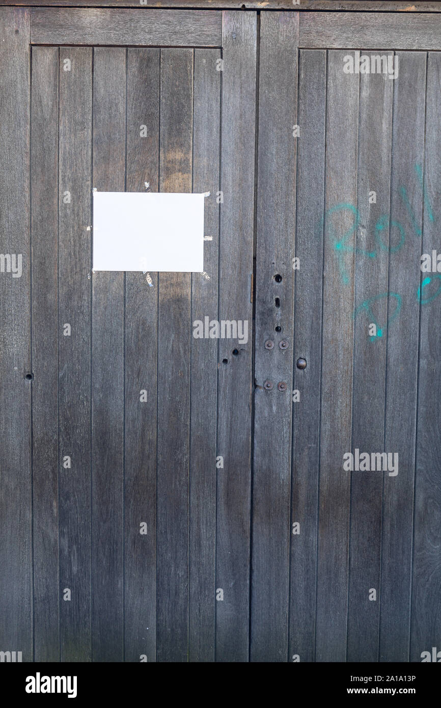 Blank do not disturb door sign hi-res stock photography and images - Alamy