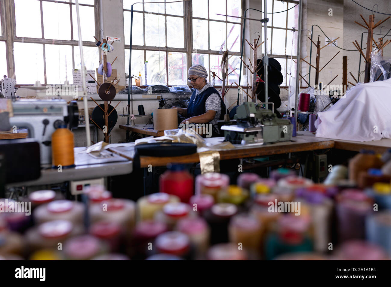 Hat making machine hi-res stock photography and images - Alamy