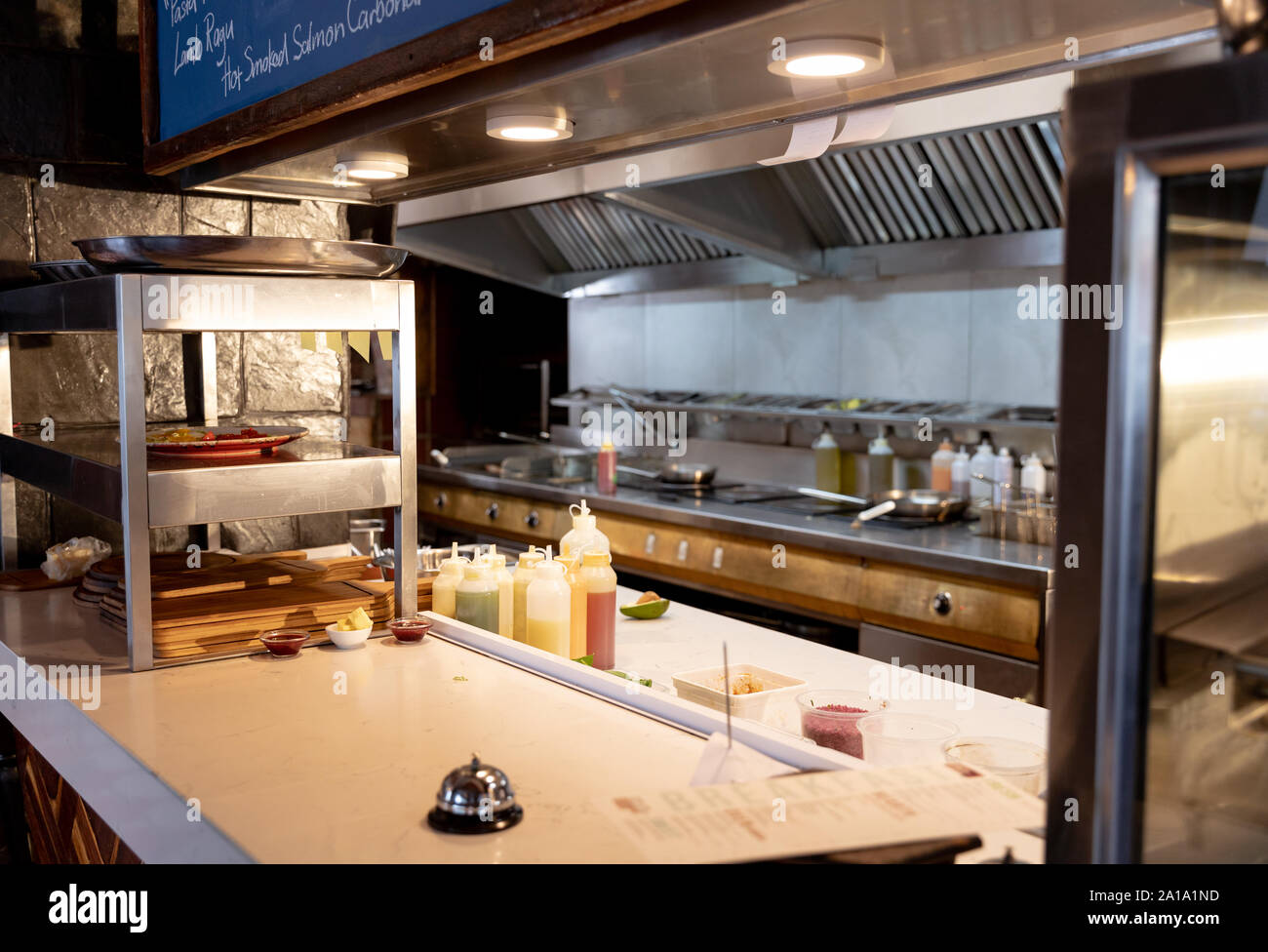 Restaurant bell kitchen hi-res stock photography and images - Alamy