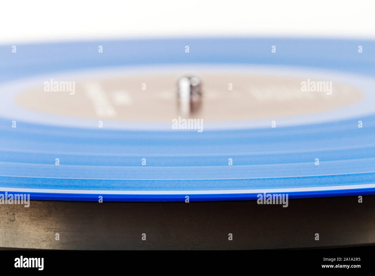 Close up of blue vinyl on turntable Blue vinyl record texture ...