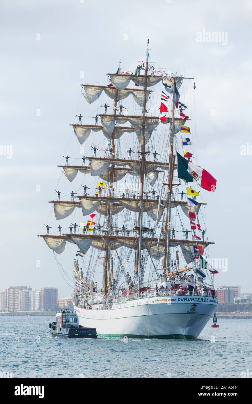 Ships Sailing Rigging Crew Climb High Resolution Stock Photography and ...