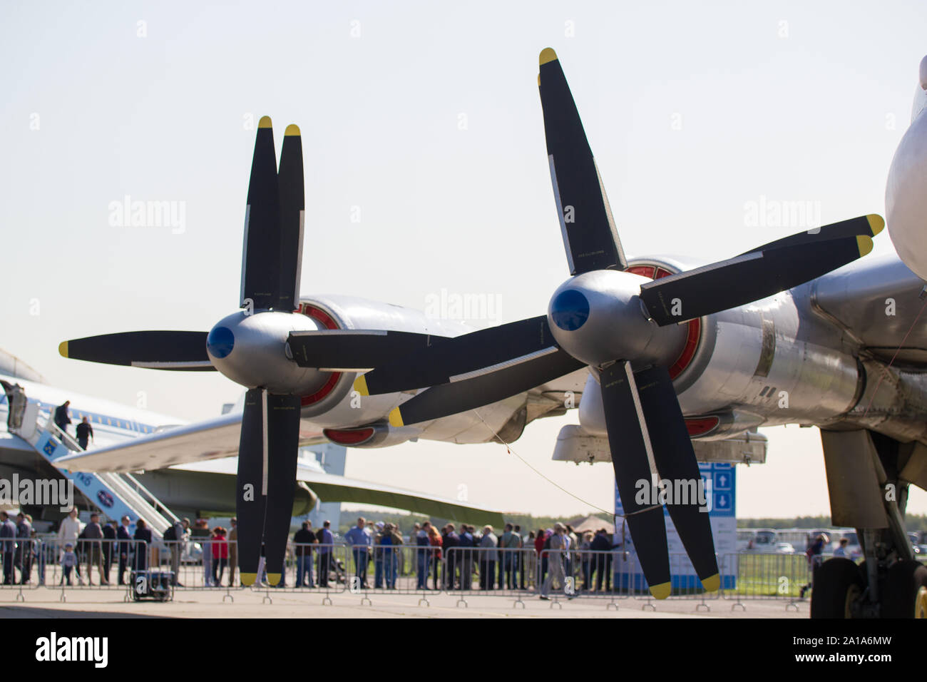 Aircraft valves hi-res stock photography and images - Alamy