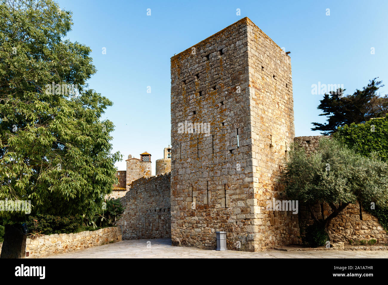ancient street in the town of pals Stock Photo - Alamy