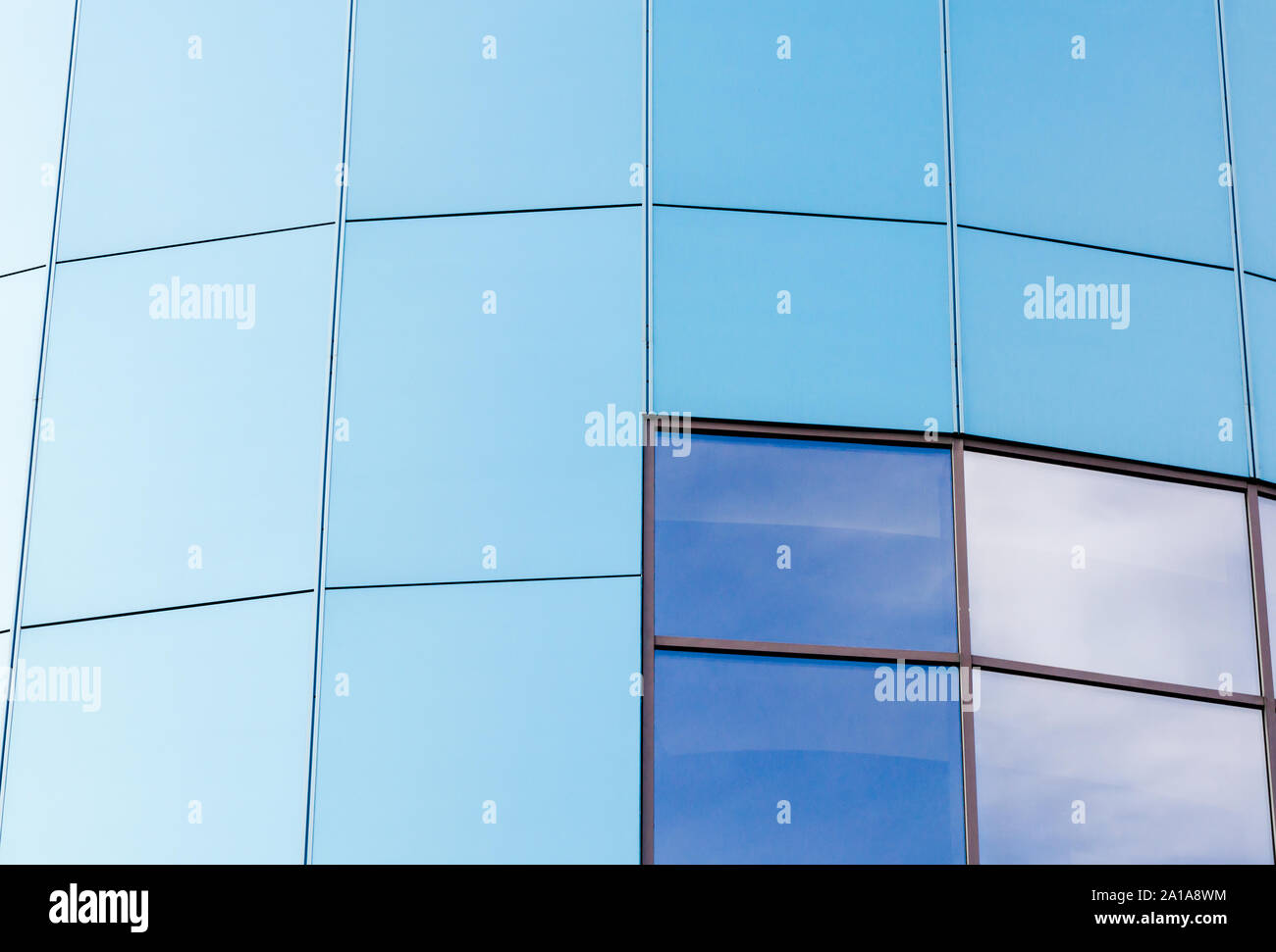 Abstraction mirrored building architecture hi-res stock photography and ...