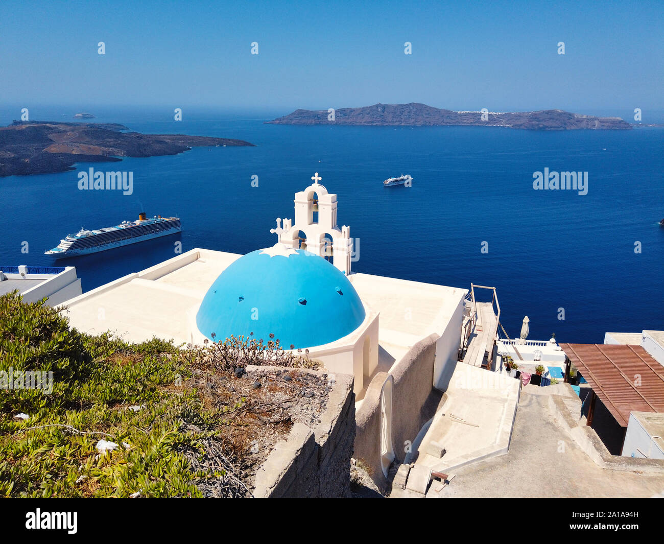 Blue dome overlooking hi-res stock photography and images - Alamy