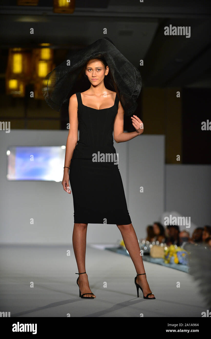 Florida models hi-res stock photography and images - Alamy