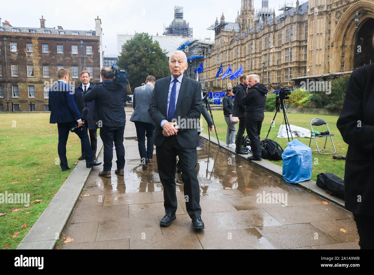 Frank field hi-res stock photography and images - Alamy
